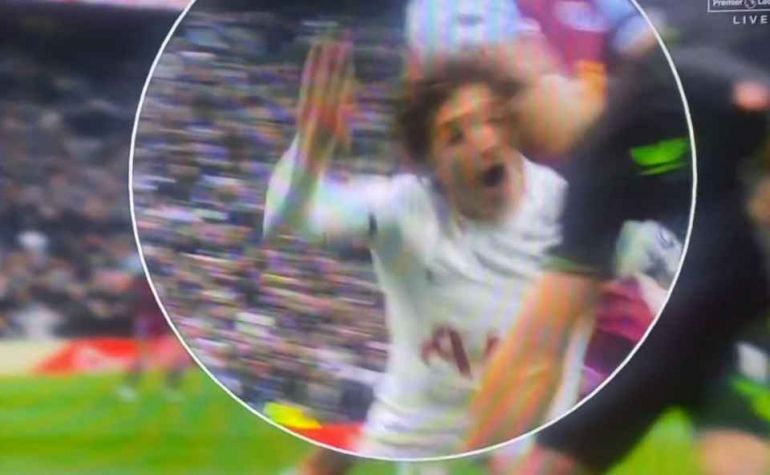 Bryan Gil aims sly dig at poor referee decision with his social media ...