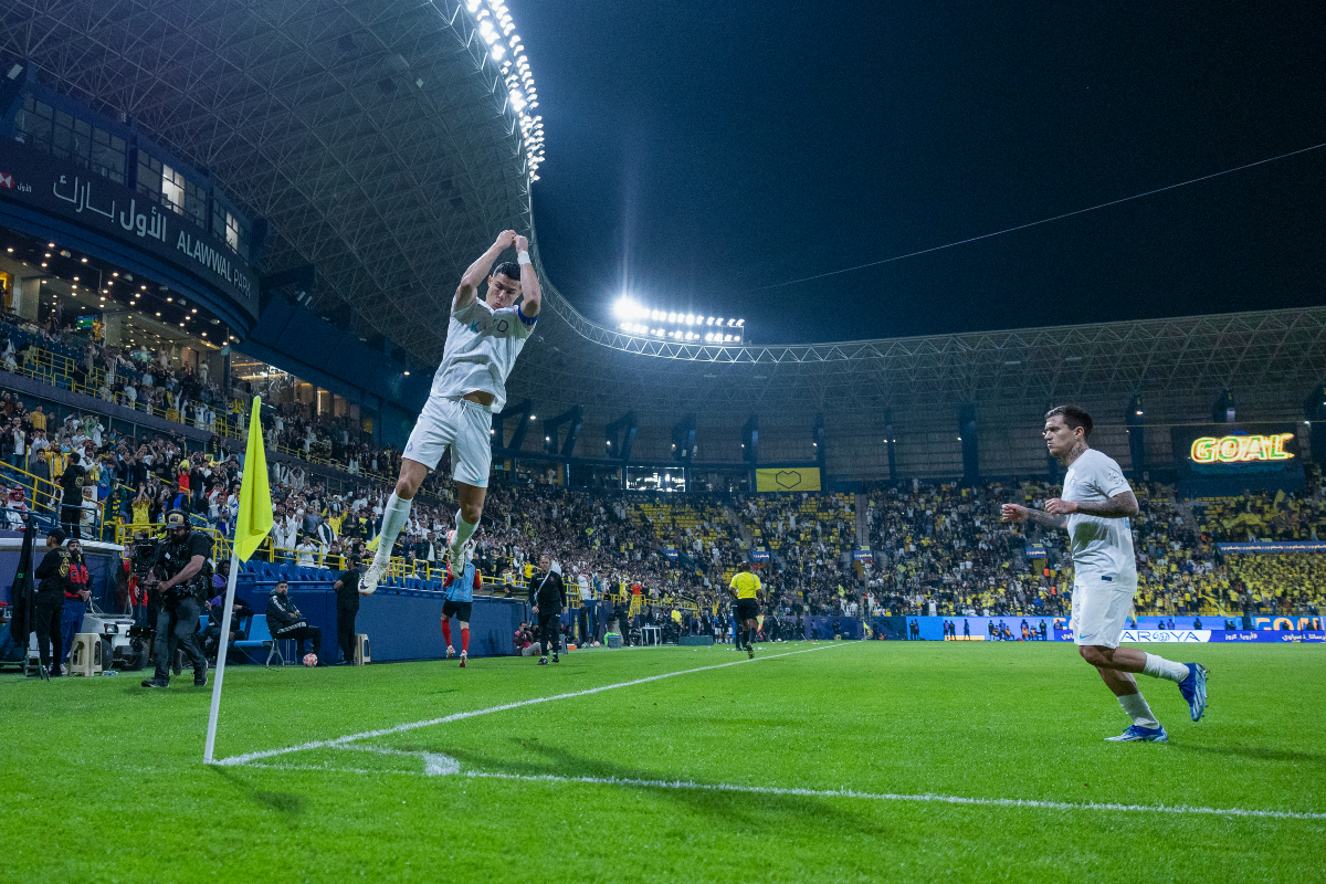 Video: Cristiano Ronaldo marks 1200 matches in classic fashion in 4-1 win