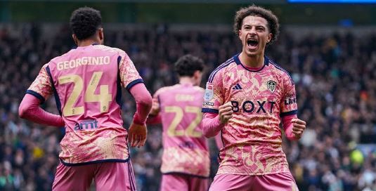 Leeds chaotic season takes further twist with first-team players to be sold