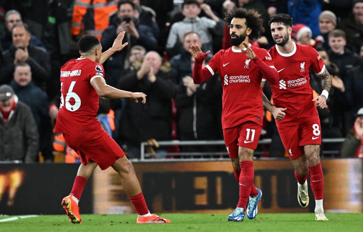 "How does that work?" – Steve Nicol says Trent Alexander-Arnold could ...