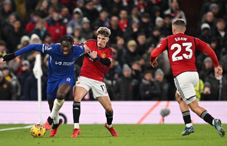 Manchester United news: Garnacho praised by Scholes