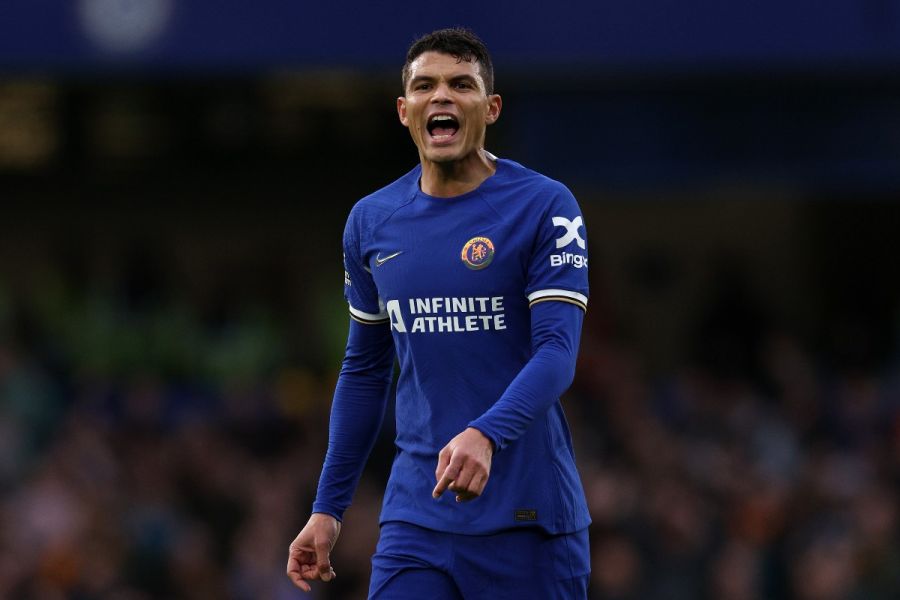 Chelsea's Thiago Silva pens two-year deal with Fluminense