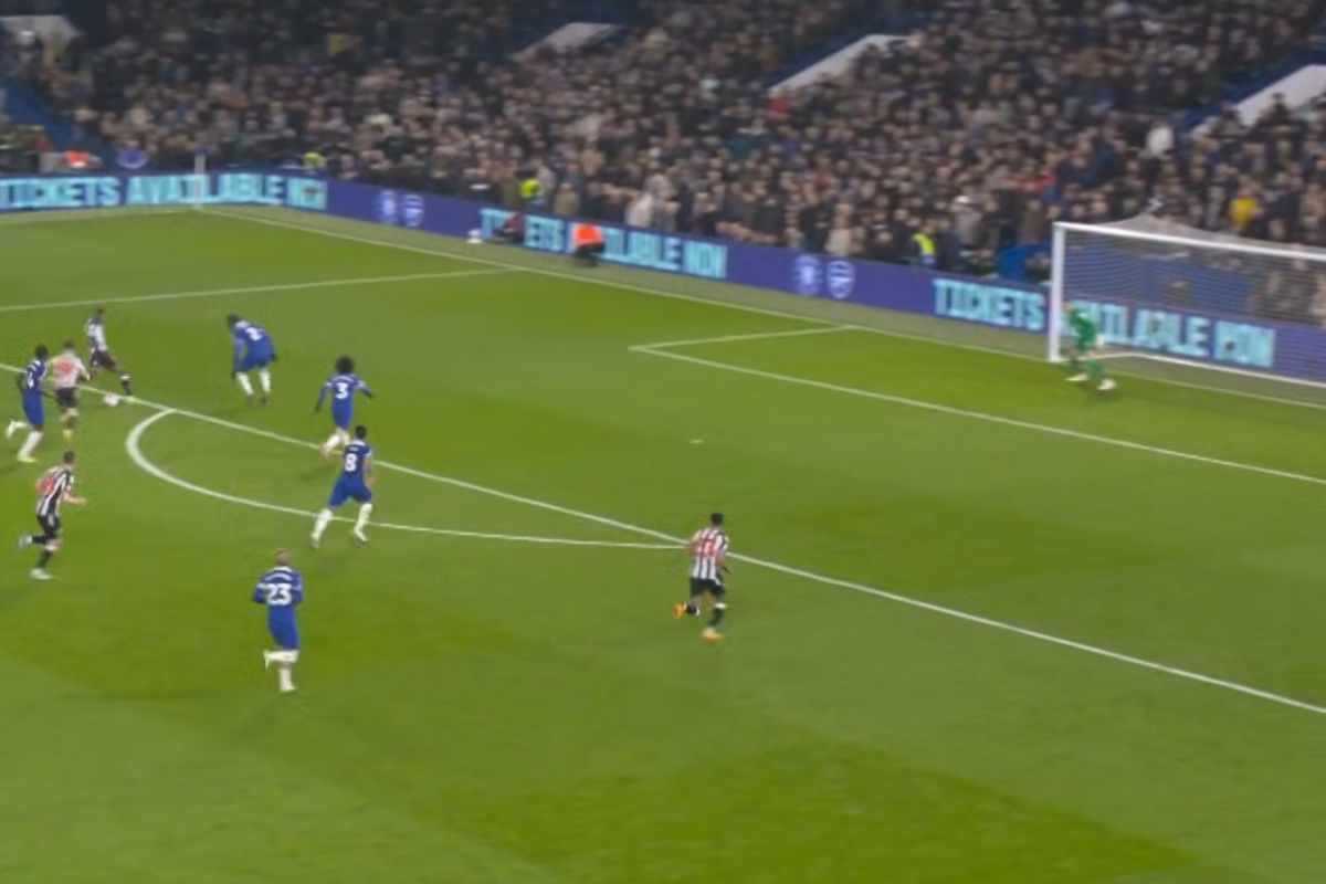 Video: Newcastle's Alexander Isak punishes sloppy Chelsea