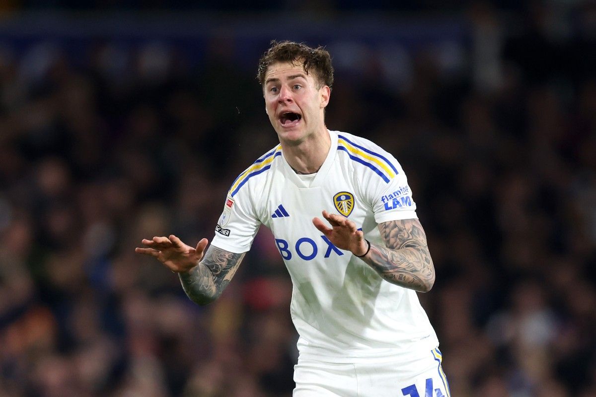 "Real good addition" - Sky Sports pundit urges Leeds to sign Joe Rodon