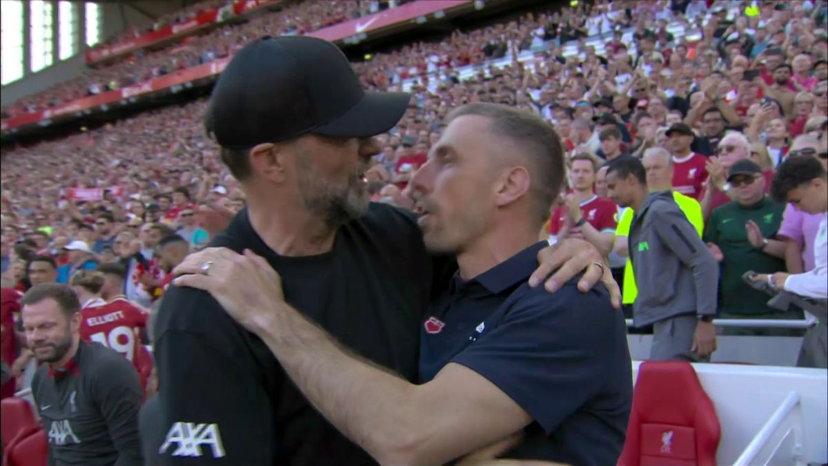 Anfield gives Jurgen Klopp a standing ovation to mark the end of his ...