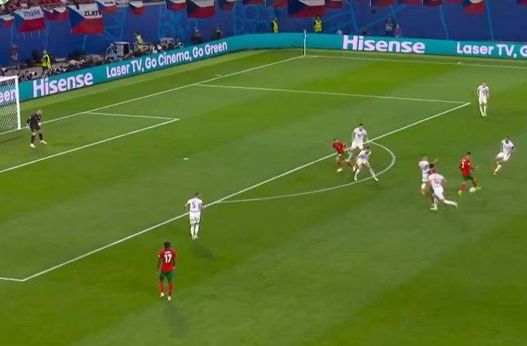 Video: Cristiano Ronaldo comes so close to the best assist of Euro 2024