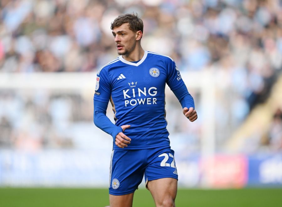 Dewsbury-Hall transfer: Chelsea talks with Leicester continue