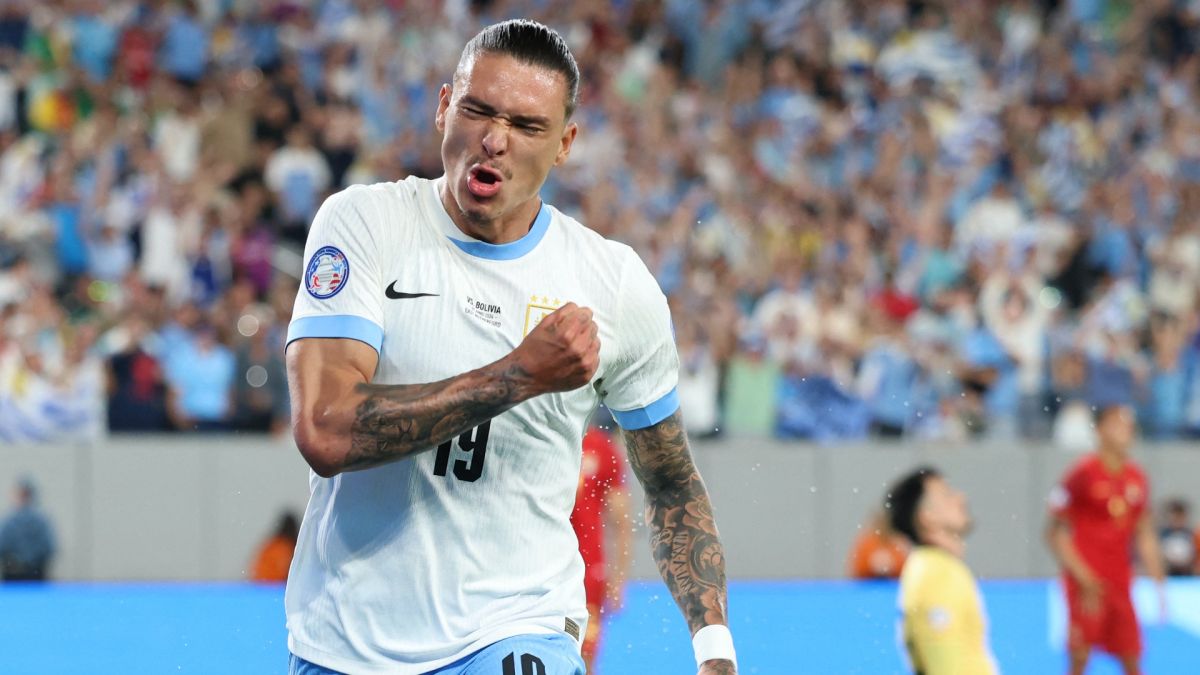 Video: Liverpool star's clash with Colombian fans erupts in stands
