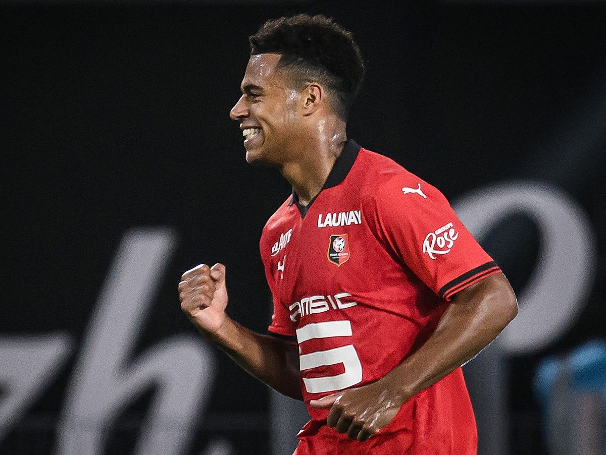 Doue transfer: Chelsea, Tottenham continuing talks