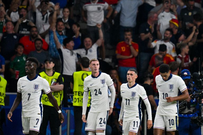 Phil Foden and Cole Palmer win prestigious awards at 2024 PFA ceremony