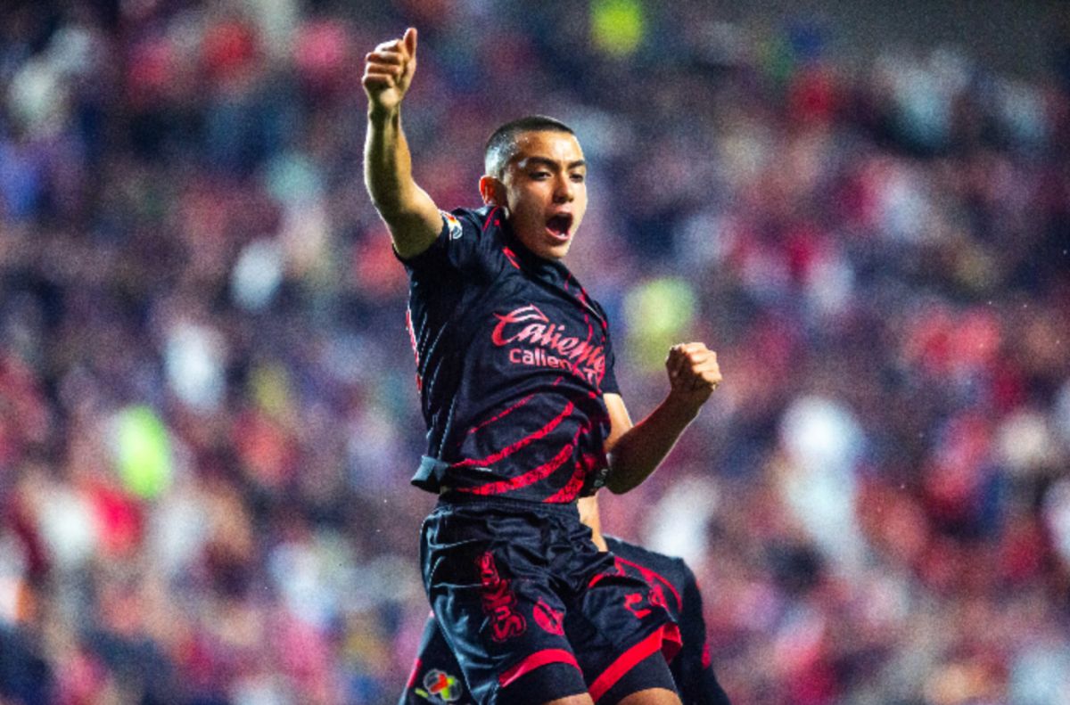 Barcelona transfer news: Club extend invite to 15-year-old Gilberto Mora