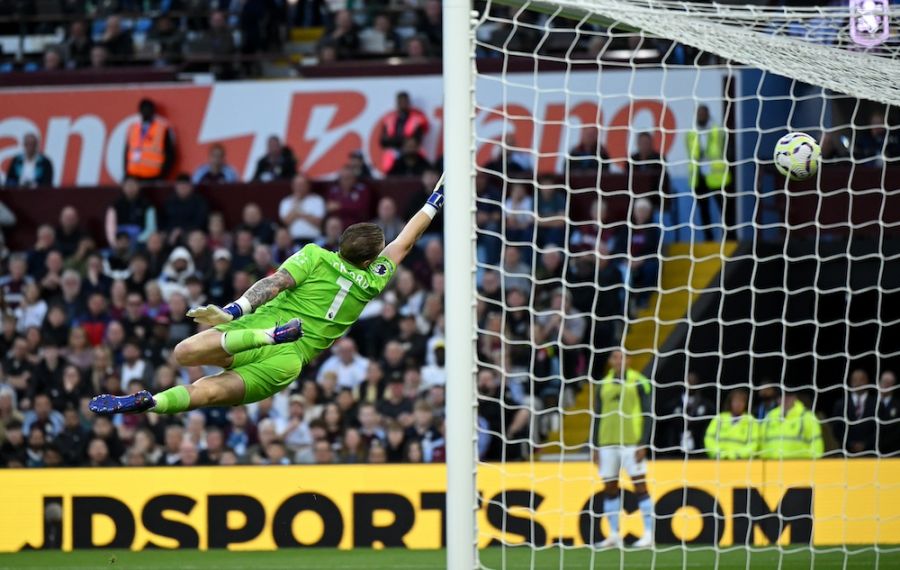 Jordan Pickford: Sean Dyche considering replacing Everton goalkeeper