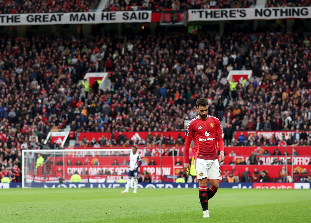 What is Man Utd's Premier League record after red cards?