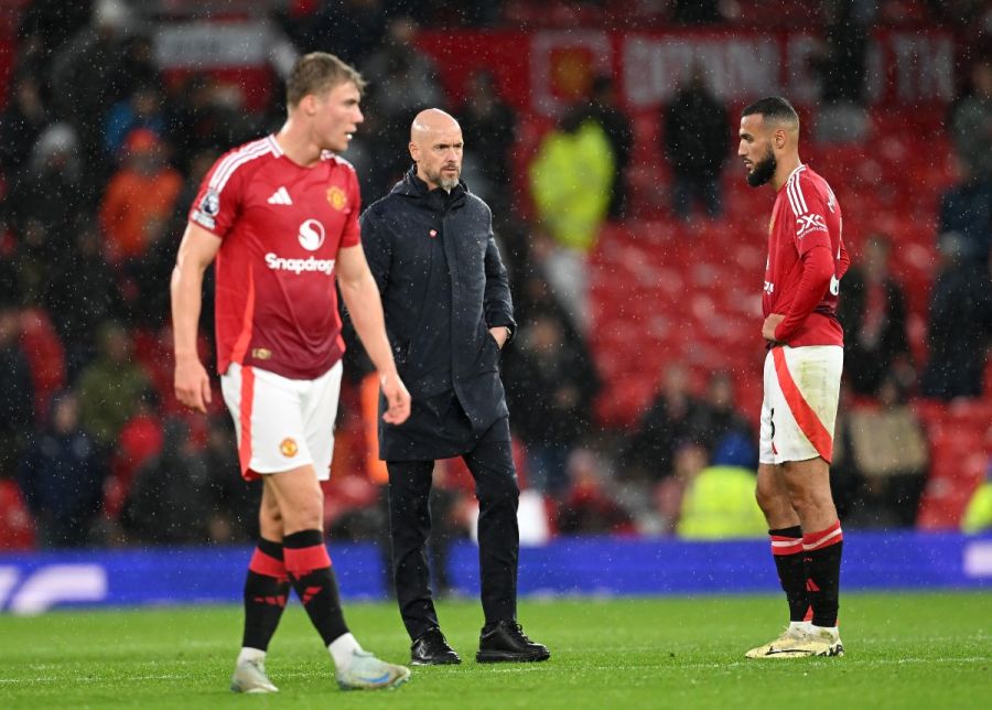 Jamie Redknapp rips 'embarrassing' Manchester United after Spurs defeat