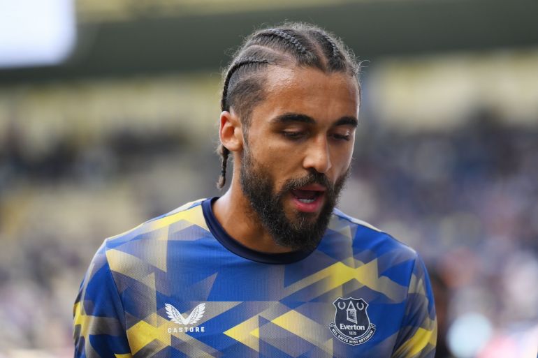 Dominic Calvert-Lewin: Everton 'pursuing contract talks' with forward