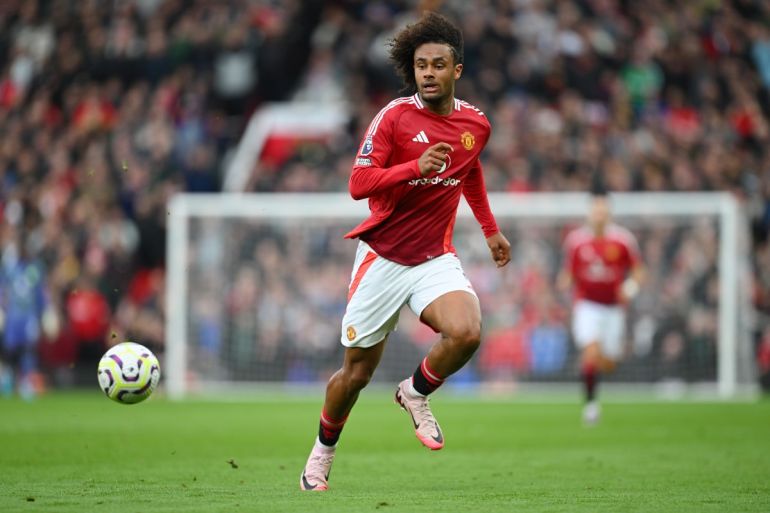 Joshua Zirkzee tipped to shine at Manchester United