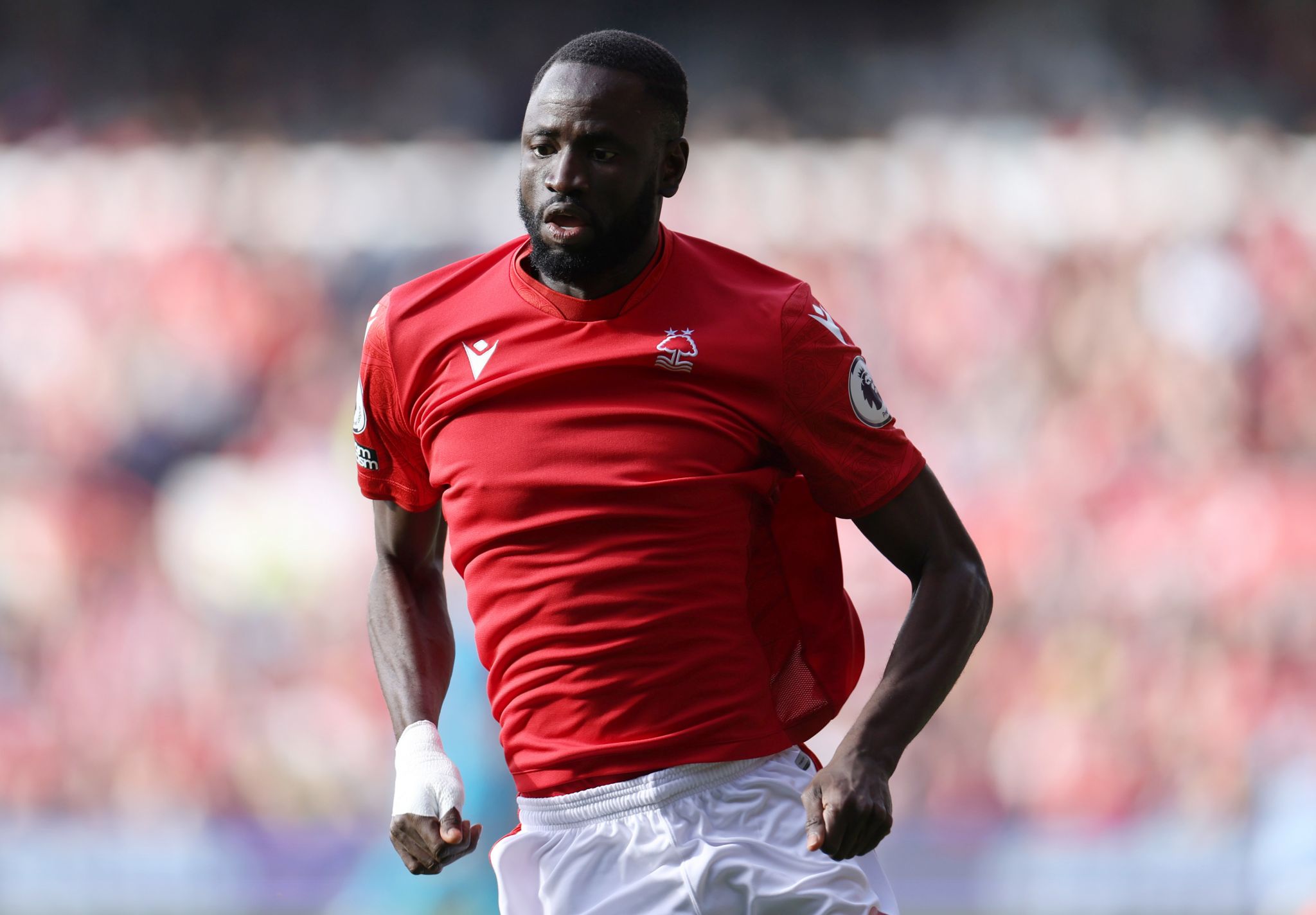 Cheikhou Kouyate: Ex-West Ham, Palace, Forest man close to Leeds move