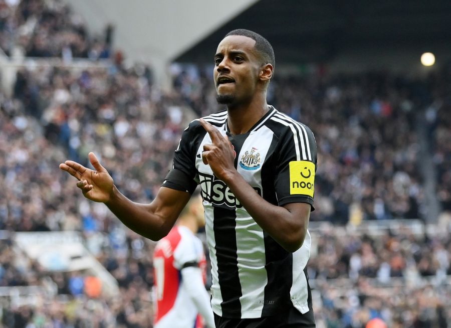 Alexander Isak transfer: Arsenal make Newcastle star top target