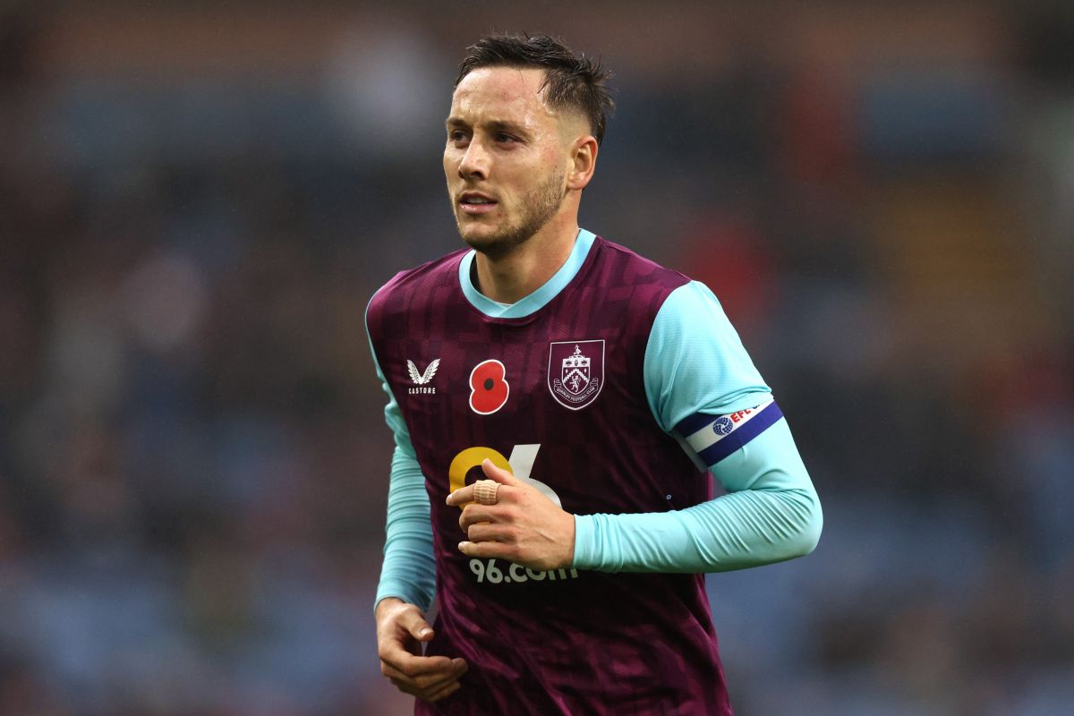 Leeds could sign Josh Brownhill for a fee of around £2 million