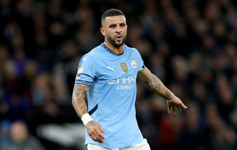 Kyle Walker: Keane & Neville blast 'embarrassing' Man City star's antics