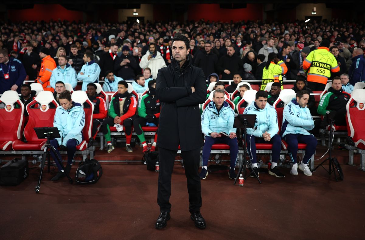 Mikel Arteta's transfer window woes continue with no bids for Zinchenko