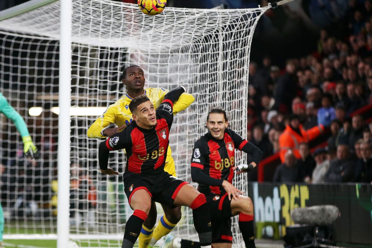 Tyrick Mitchell could be set to sign for Man United this month