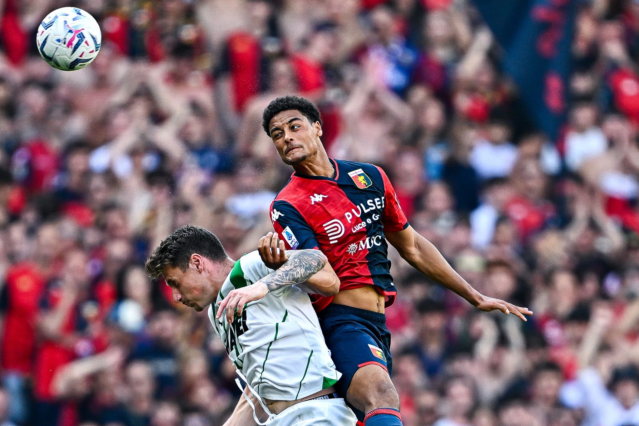 Leeds face Premier League competition to land Koni De Winter