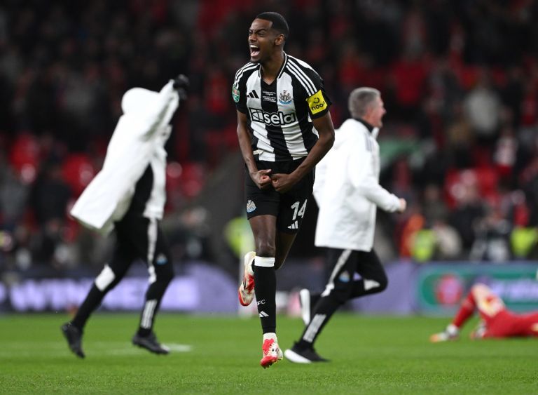 Newcastle pause Alexander Isak contract talks amid Arsenal interest
