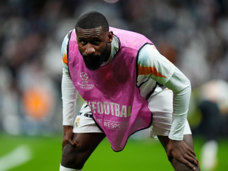 Myles Lewis-Skelly lucky after Antonio Rudiger challenge