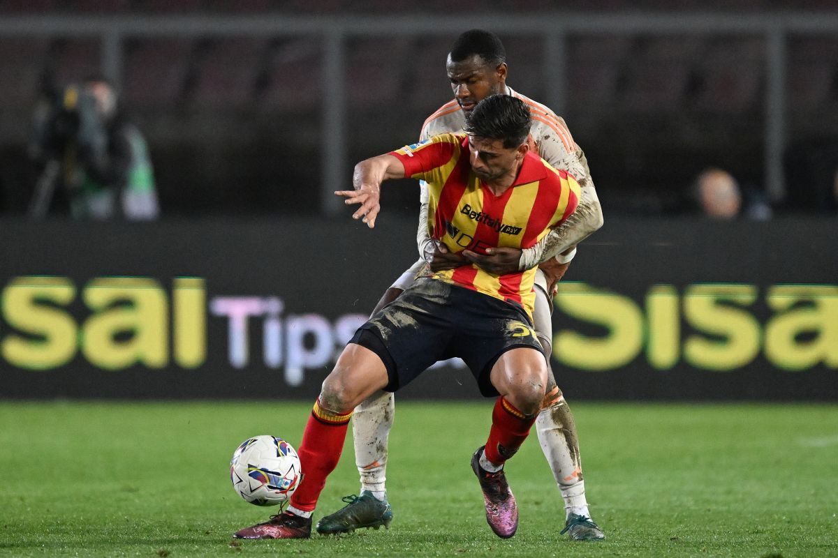 Arsenal make enquiry for Evan Ndicka ahead of summer move