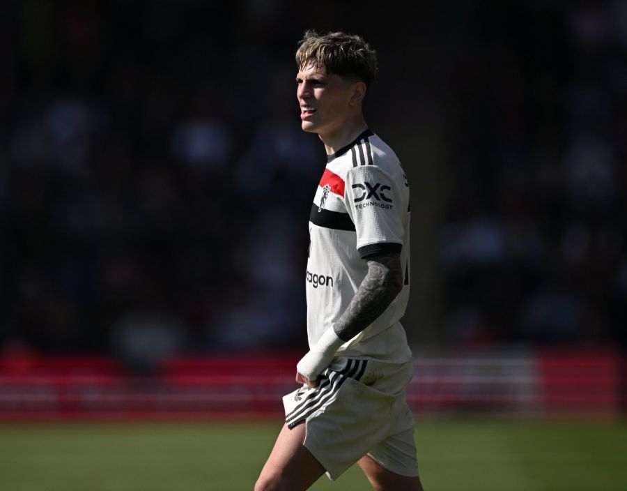 Man United star Alejandro Garnacho makes up his mind over next move