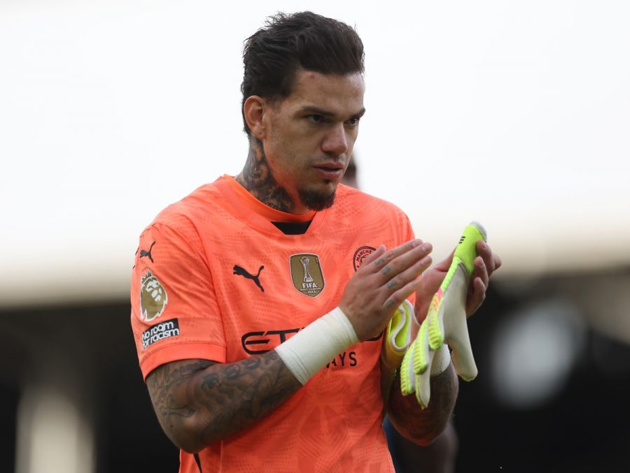 Man City receive Ederson transfer bid from Galatasaray