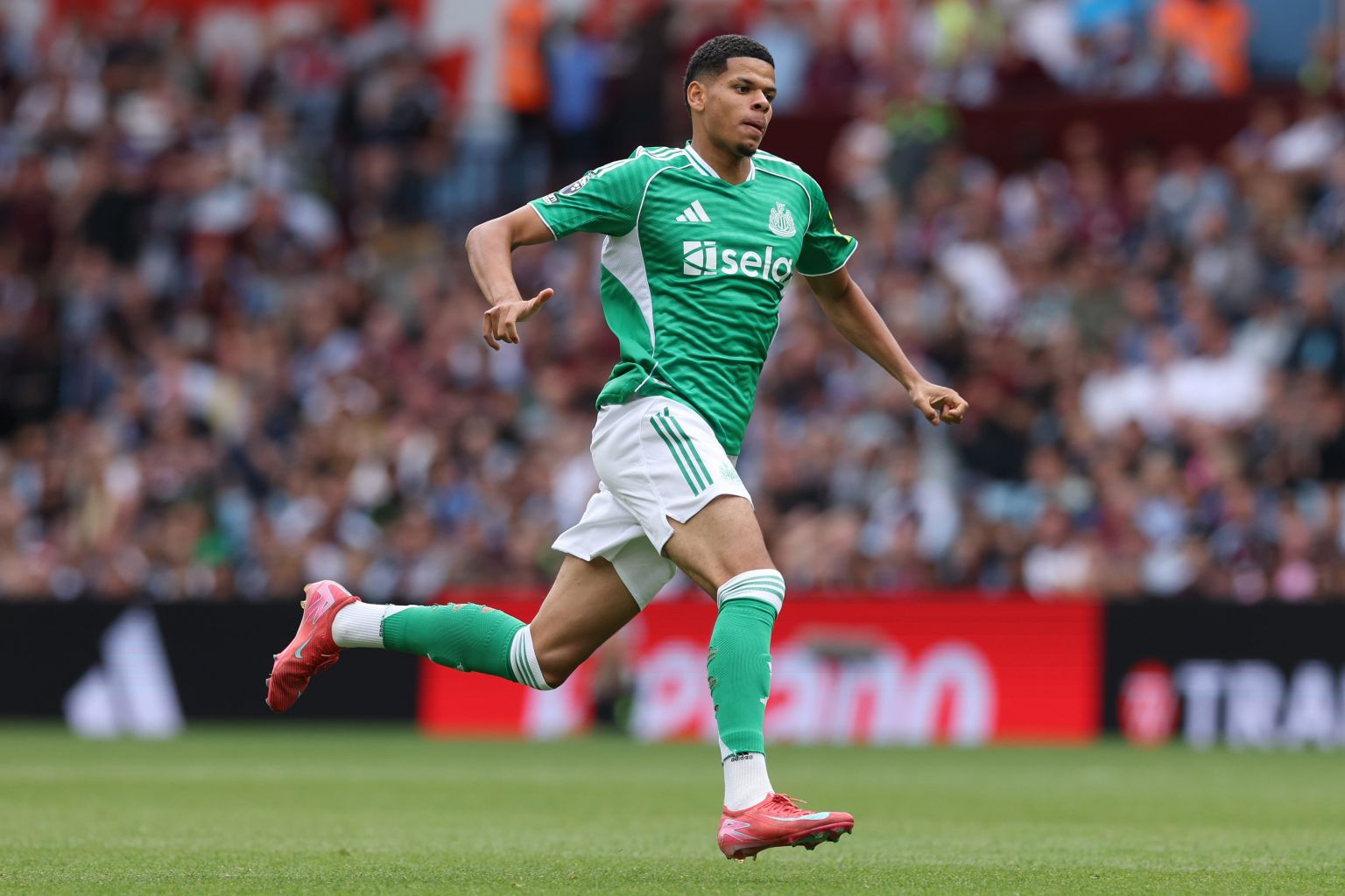 Newcastle news: Erik ten Hag set sights on striker deal