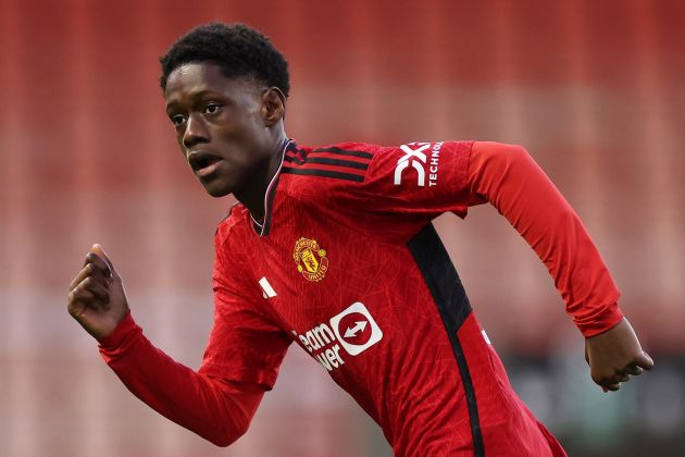 Man United youngster Mantato suffers season ending injury